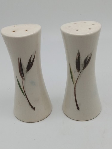 MCM Salt/Pepper Handpainted White Textured Wheat Stalk 4.5 in Tall | eBay