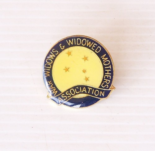 VINTAGE WAR WIDOWS WIDOWED MOTHERS ASSOCIATION AUSTRALIA LAPEL PIN ...