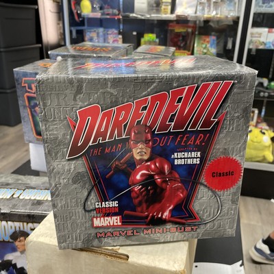 Bowen Designs - Marvel Classic Daredevil (Limited Edition Mini Bust ...