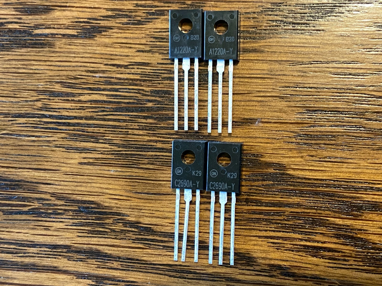 2 Pairs KSA1220 KSC2690 New Onsemi Transistors KSA1220AYS KSC2690AYS 4 ...