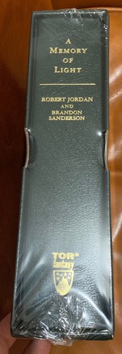 Memory of Light, X/26, signed by Brandon Sanderson, rare leatherbnd ...
