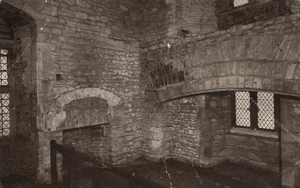 Inside Tower Of London Dungeon