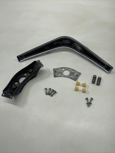 1965 Buick Riviera Horn Bar Emblem And Mounting Parts b3 | eBay