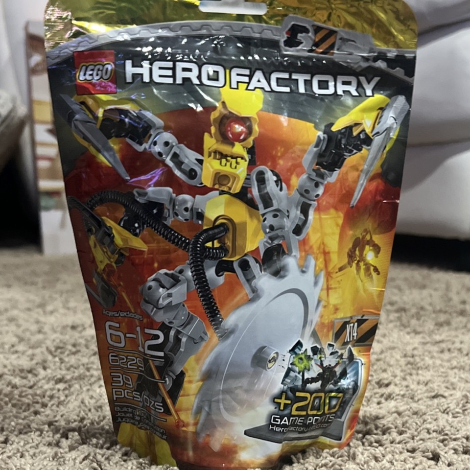LEGO Hero Factory XT4 6229 Breakout Complete Set 39 Pieces Foil Pack ...