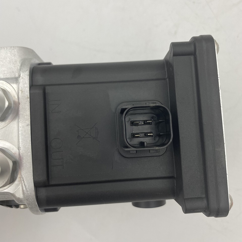 Cummins 5506956RX DEF Doser Pump For Cummins Diesel Engine 4388105 ...