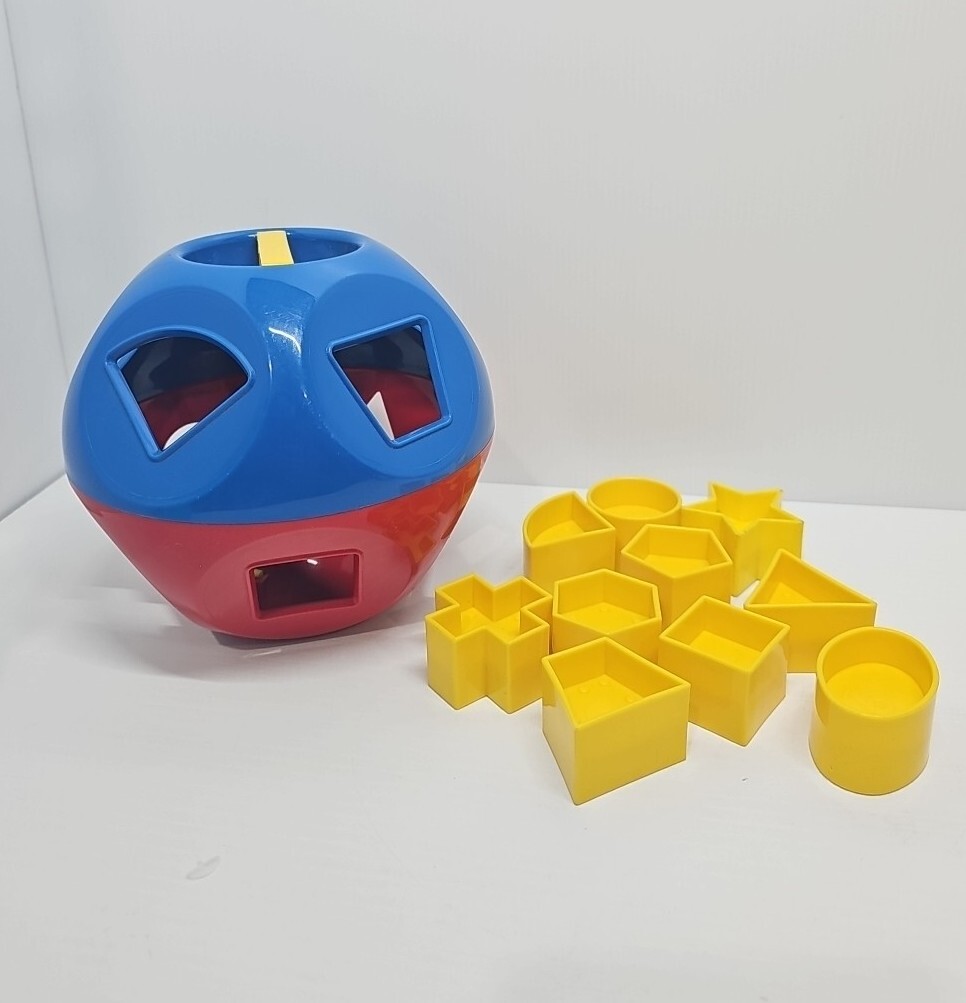 TUPPERWARE Shape O Ball Sorting Toy with all 10 shapes | eBay