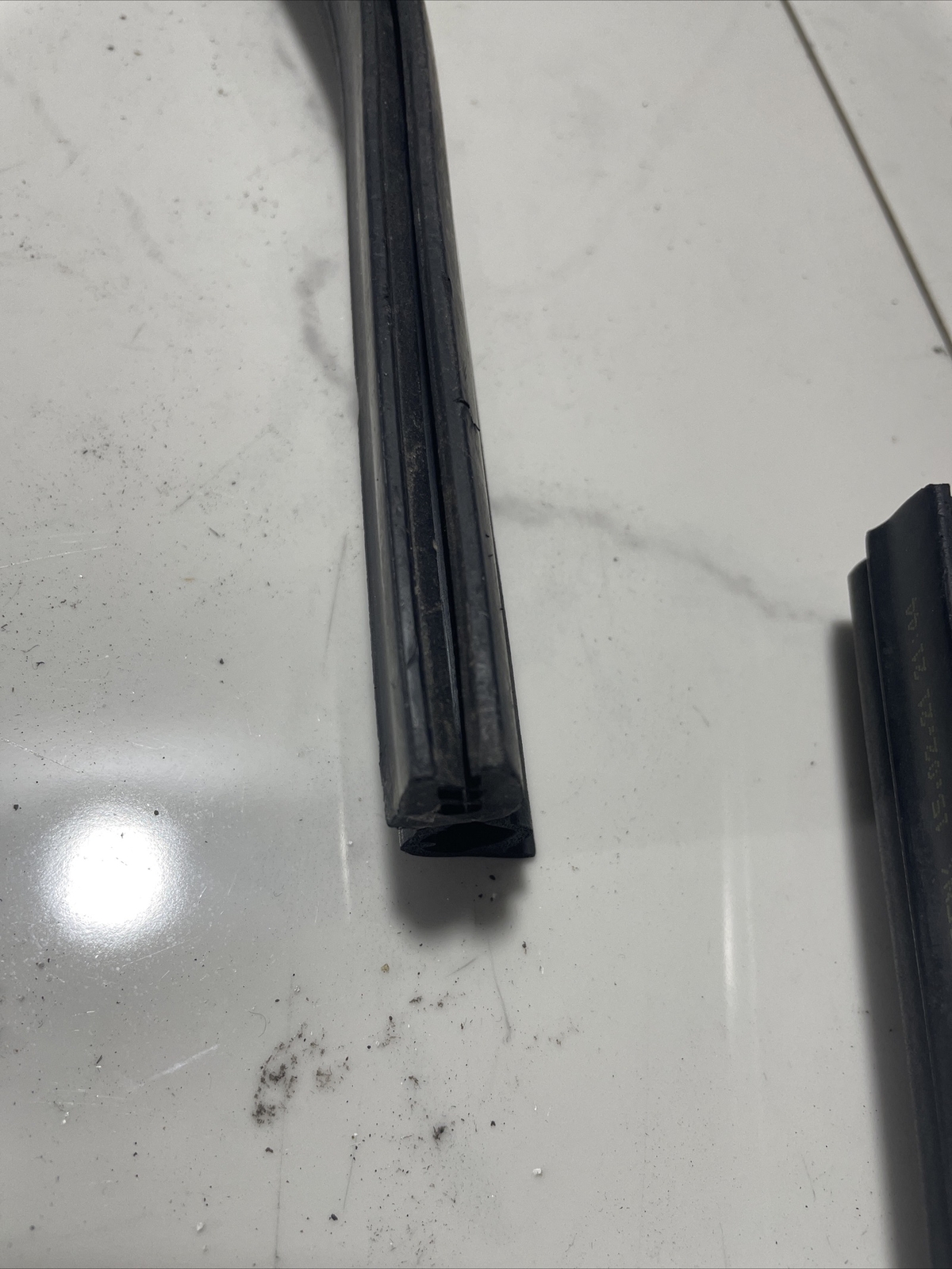 Mercedes-Benz sprinter front 2019-2023 907 910 Rubber bonnet gasket ...