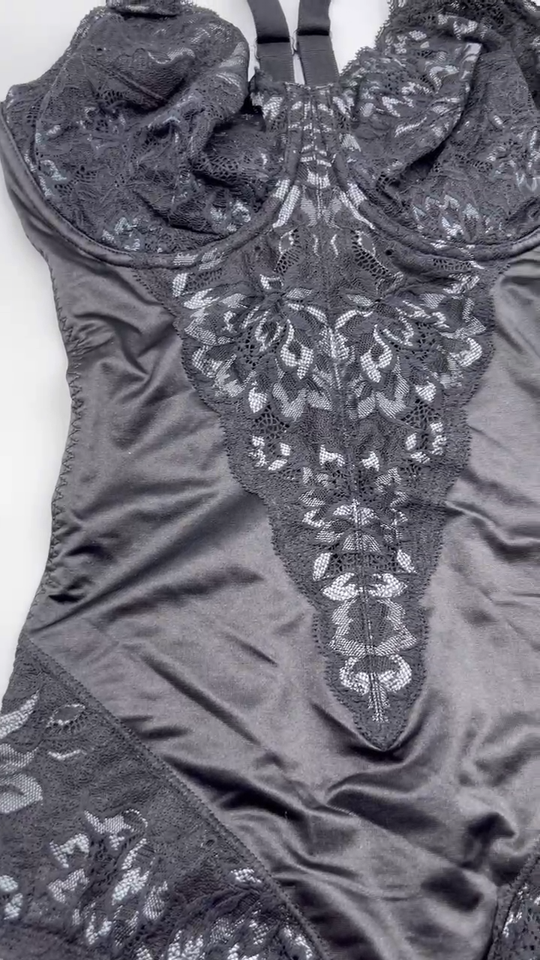 Triumph 200C Longline Bra corset Bustiers shaper control size 12 14 16 ...