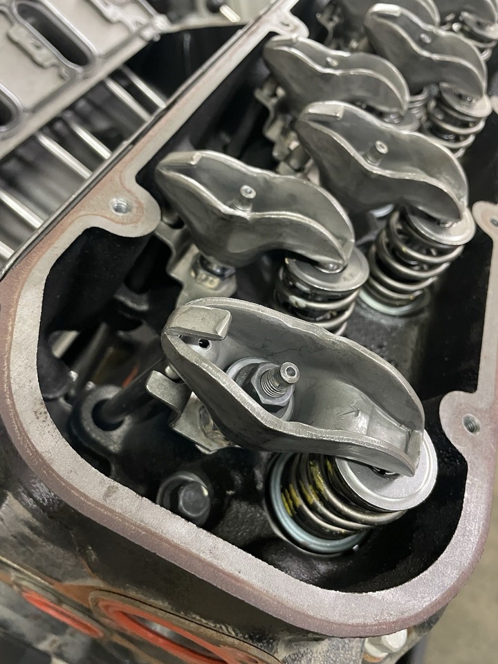 GM BBC "L" Rocker Arms (16) Big Block Chevy 8.1L Vortec 396 402 427 454 ...