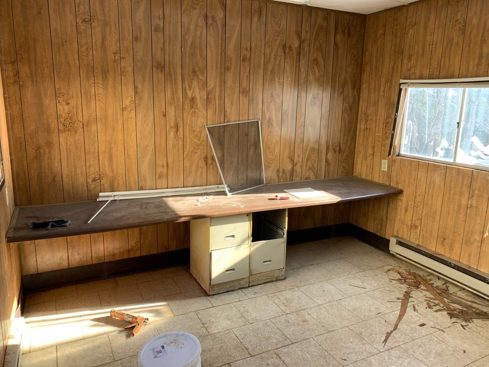 "10' x 50' Mobile Jobsite Office Trailer – 3 Offices, 1 Bath– Portable ...