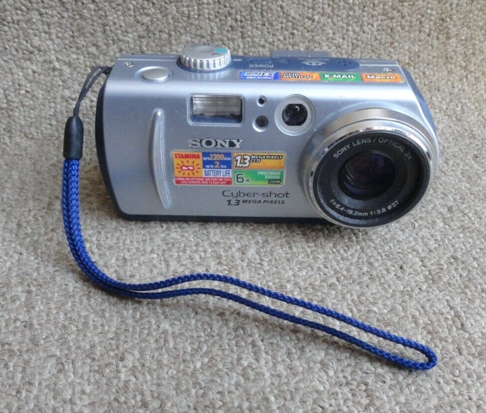 Sony CyberShot DSC-P30 1.3MP Digital Camera | eBay