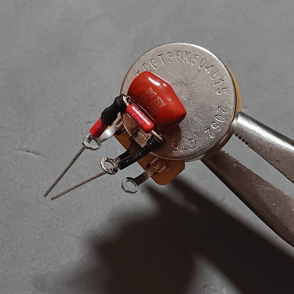 TREBLE BLEED "Fender Style" Dark Art Series 1, 1.2nF cap, 150K PRP MF ...