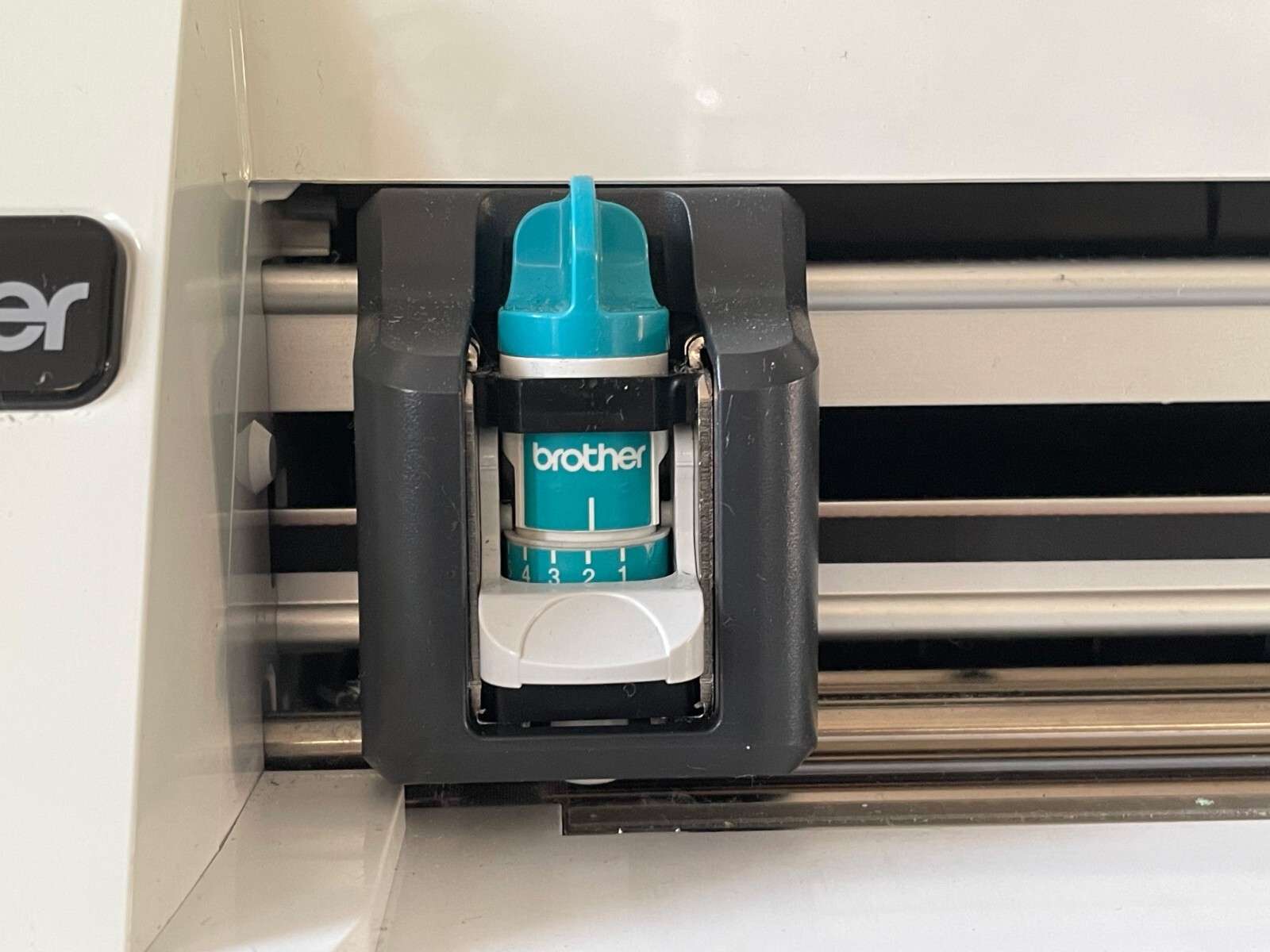 Brother CM350 ScanNCut 2 Wireless Cutting Machine with LCD Display for ...