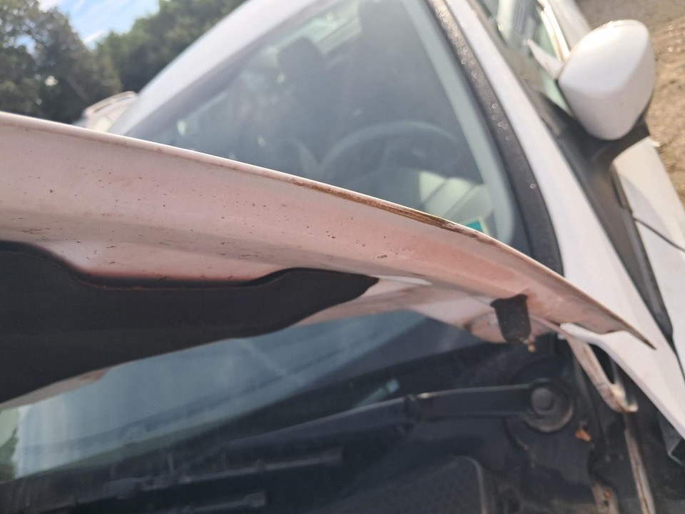 2018 Ford Focus 4.2 Screen Display - Used OEM, Anti-Theft Code Required ...