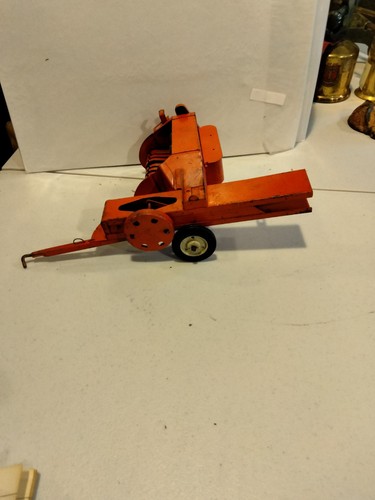 Tru Scale Small Square Hay Baler 1:16 Red Vintage Farm Toy | eBay