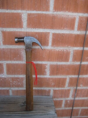 1940s Vintage 16 oz. Head ** PLUMB - LEADER *** Curved Claw Hammer USA ...