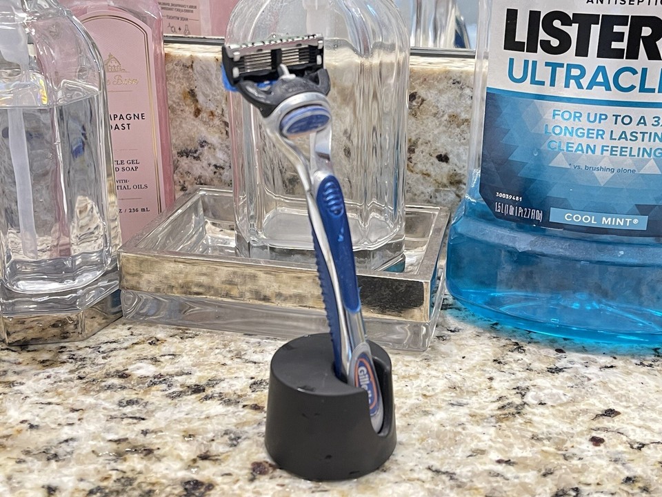 SHAVING RAZOR HOLDER STAND FOR Gillette Fusion5 Proshield Proglide ...
