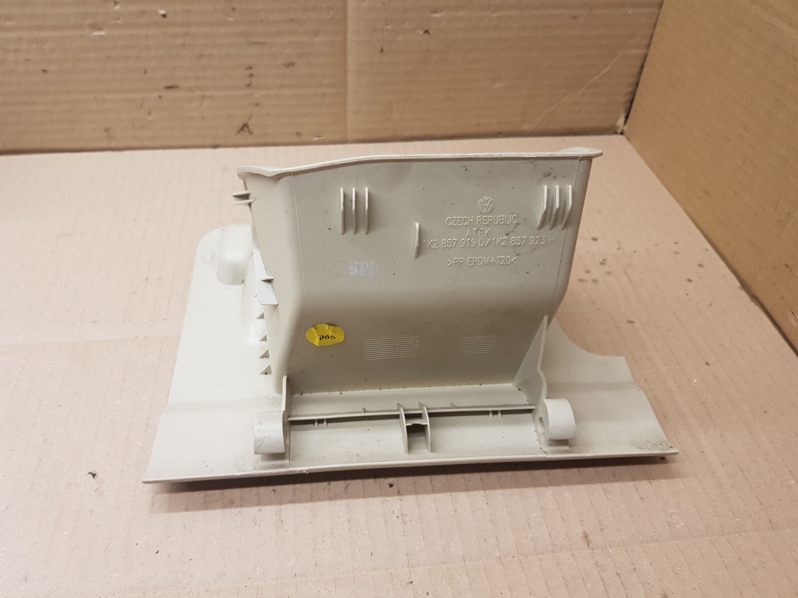 VW EOS STORAGE CUBBY TRAY GLOVEBOX LIGHT 1K2857919D 1K2857923H RHD | eBay
