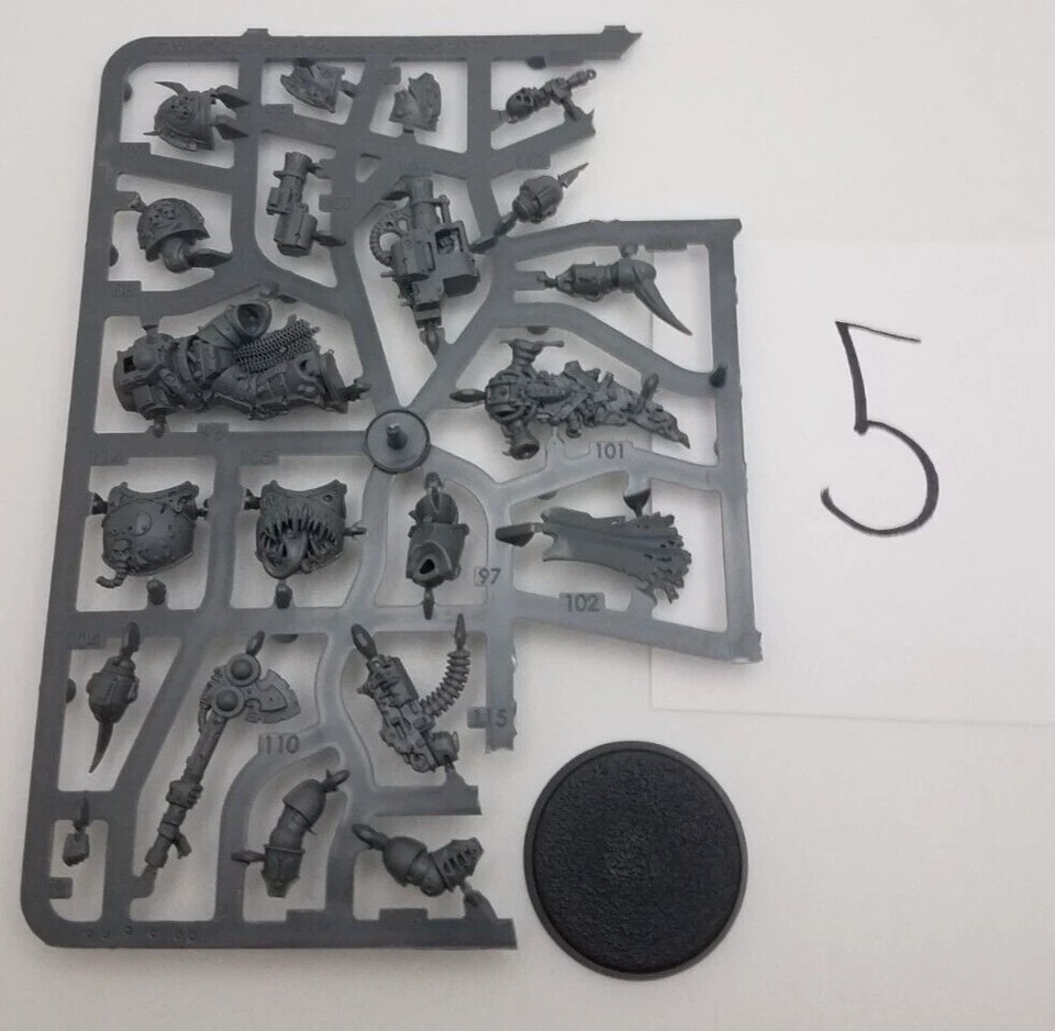 Plague Marine Blight Launcher Death Guard Warhammer 40K Nurgle Chaos ...