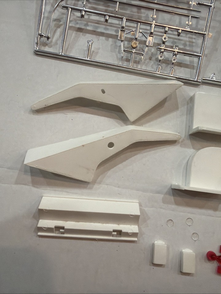 AMT 1967 CHEVY FLEETSIDE PICKUP ORIGINAL TOW TRUCK BED! NOS! CIRCA 1967 ...