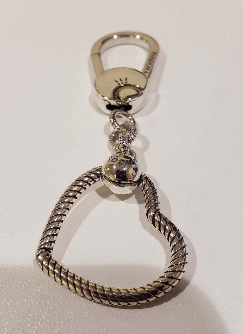 AUTHENTIC PANDORA Moments Small Heart Bag Charm Holder (392238C00) for ...