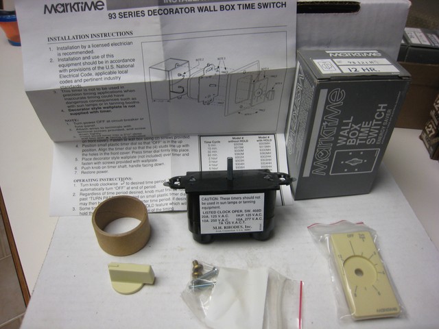Mark - Time Marktime 12 HR Timer Switch Part # 93121H Old Stock for ...