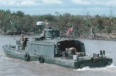 Vietnam War Photo -- US Soldiers - River Gun Boat .. | eBay