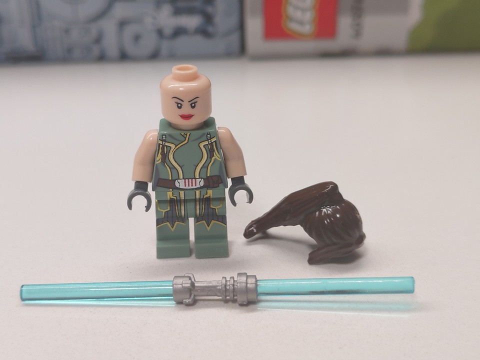 Star Wars Satele Shan Custom Lego Minifigure Jedi 9497 Striker-Class ...