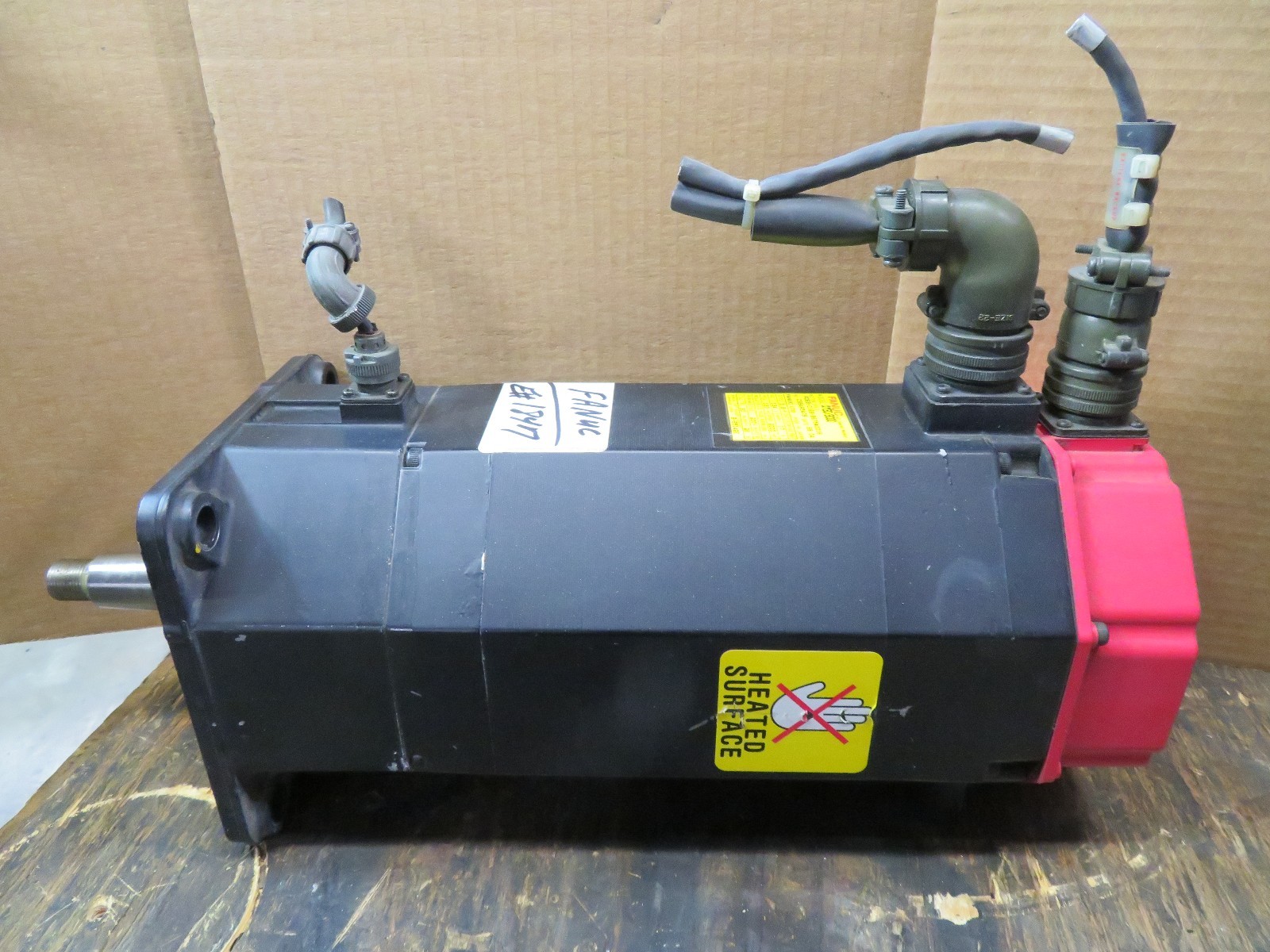 FANUC AC SERVO MOTOR αM30 AM30/3000 M30/3000 17A 134V 3.8kW A06B-0166 ...