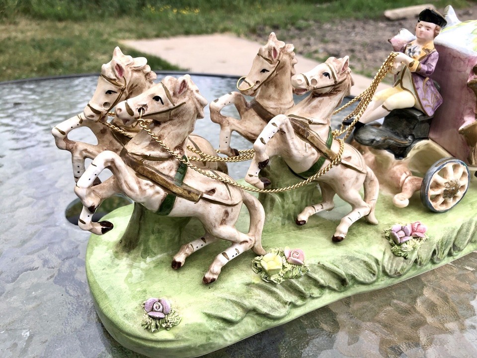 Vtg CAPODIMONTE ITALY Porcelain Cinderella Stagecoach Carriage with ...