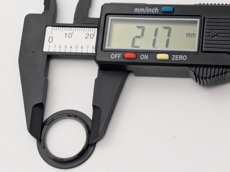 [MINT] Nikon Diopter Eyepiece Correction Lens HP +1.0 for F3HP F5 etc ...