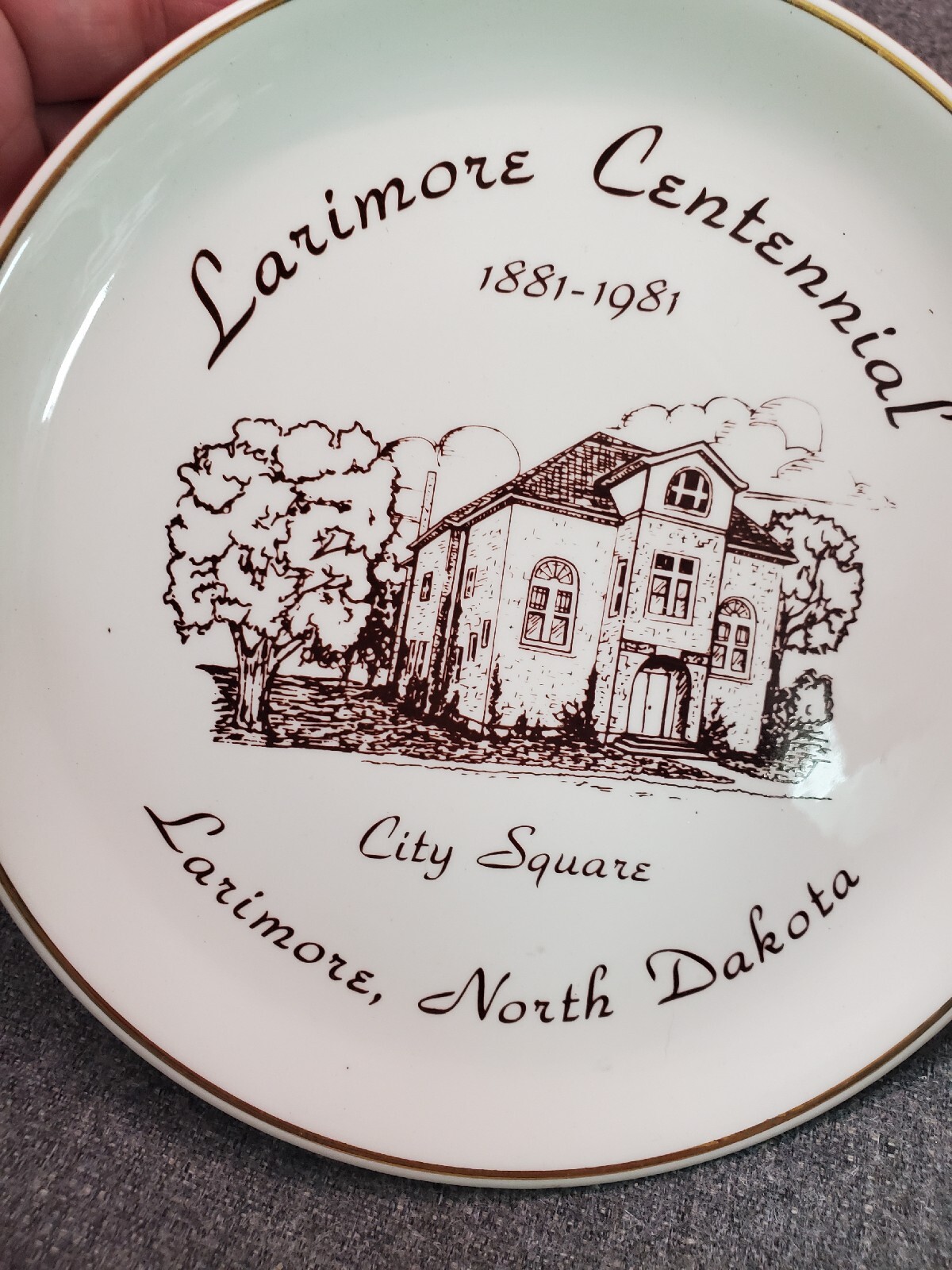 7 25" Collectible LARIMORE, NORTH DAKOTA Centennial Plate Day City ...