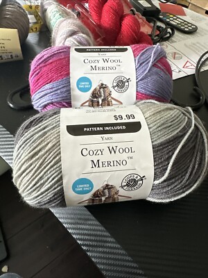 2 Loops & Threads ~ Cozy Wool Merino, Multi Yarn, 4.4 oz/341 Yds ...