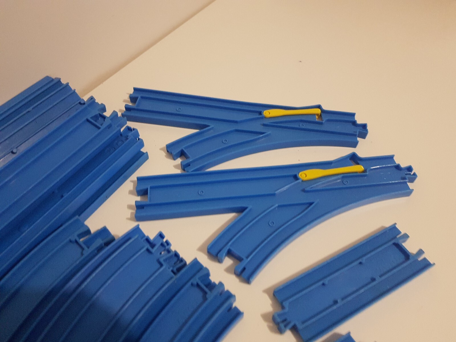 Thomas the Tank Engine Blue Tomy Track pieces mixed lot of 20 pieces #4 ...