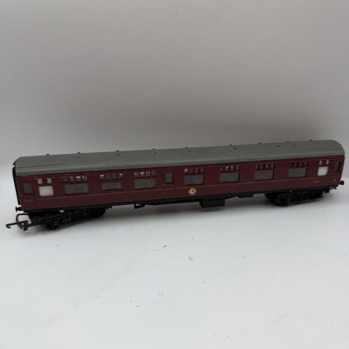 Hornby Tri-ang OO Gauge BR Mk1 Coach ‘15918’ LMS Maroon Livery Used ...