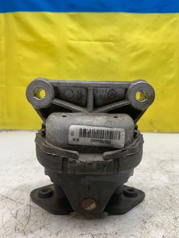 06 07 08 09 10 Chrysler 300C 3.5L Right Or Left Engine Motor Mount ...