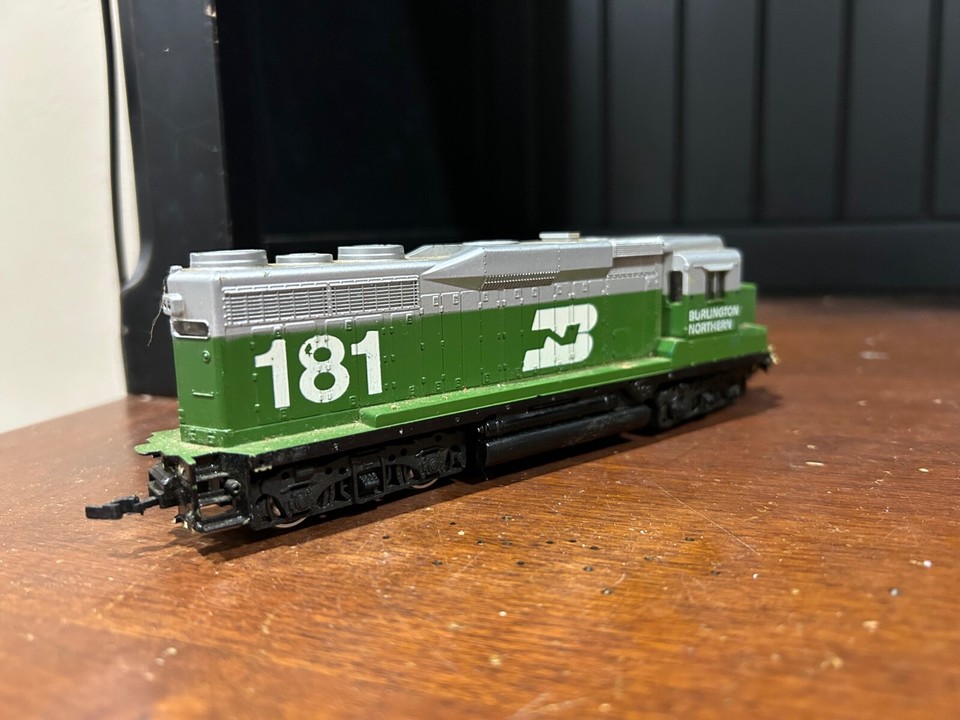 HO Scale Lionel Burlington Northern BN GP30 diesel locomotive 181 | eBay
