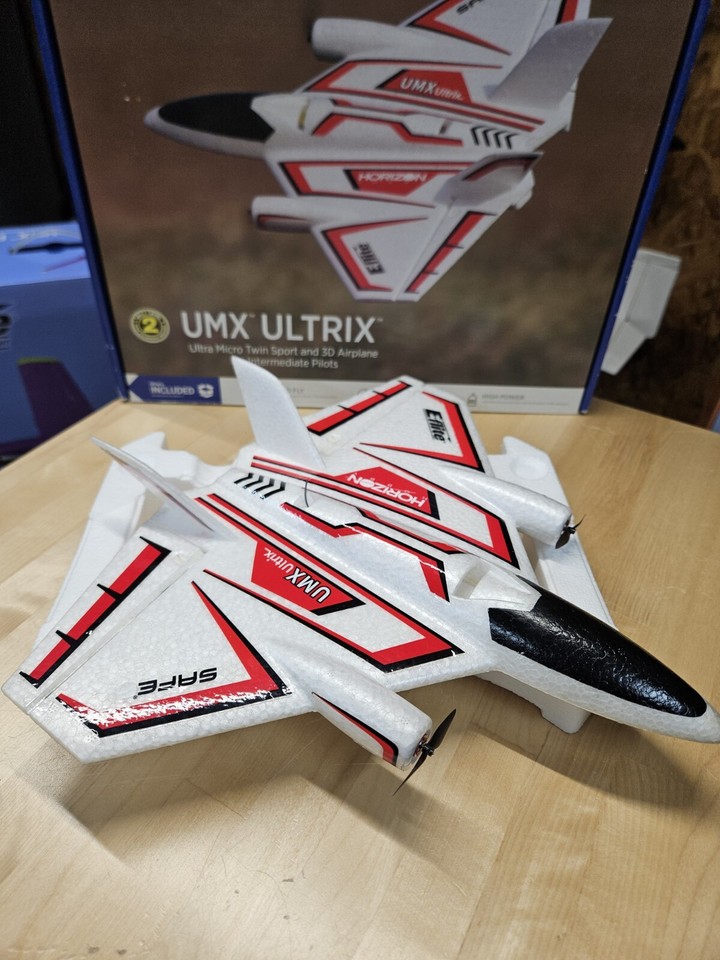 E-Flite UMX ULTRIX BNF Basic RC Airplane EFLU6450 , Very Nice Condition ...