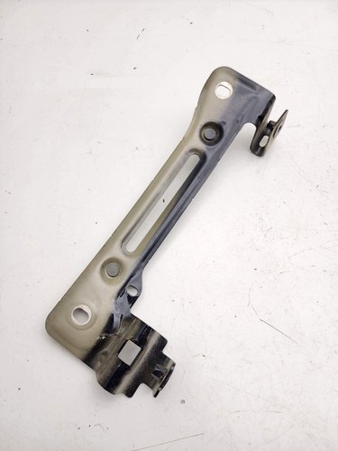 2017 2018 2019 AUDI Q7 FRONT RIGHT FENDER CENTER SUPPORT BRACKET OEM ...