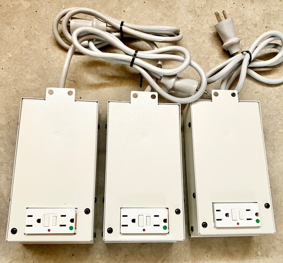 Lot of 3 Power Strip Hospital Grade 8 Outlet Hubbell Outlets | eBay