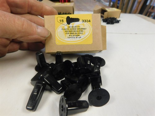 PLASTIC SCREW GROMMET FOR ROCKER PANEL MOLDING FITS 1987 + TOYOTA 15X ...