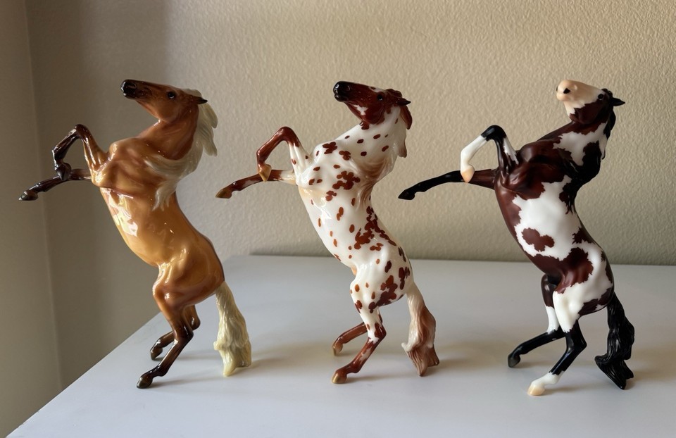 Breyer Freedom Series Rearing Mustang Conga Lot Of 9! Eek! Nayati, Neva ...