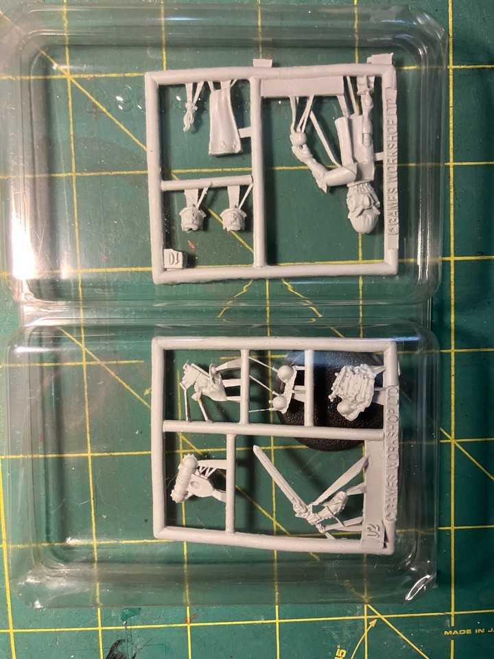 Games Workshop Warhammer 40k Adeptus Sororitas Canoness Veridyan OOP ...