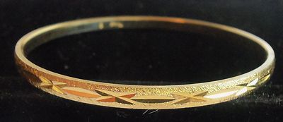 VINTAGE PRETTY TRIFARI GOLD PLATED SPARKLY BANGLE BRACELET ESTATE ...