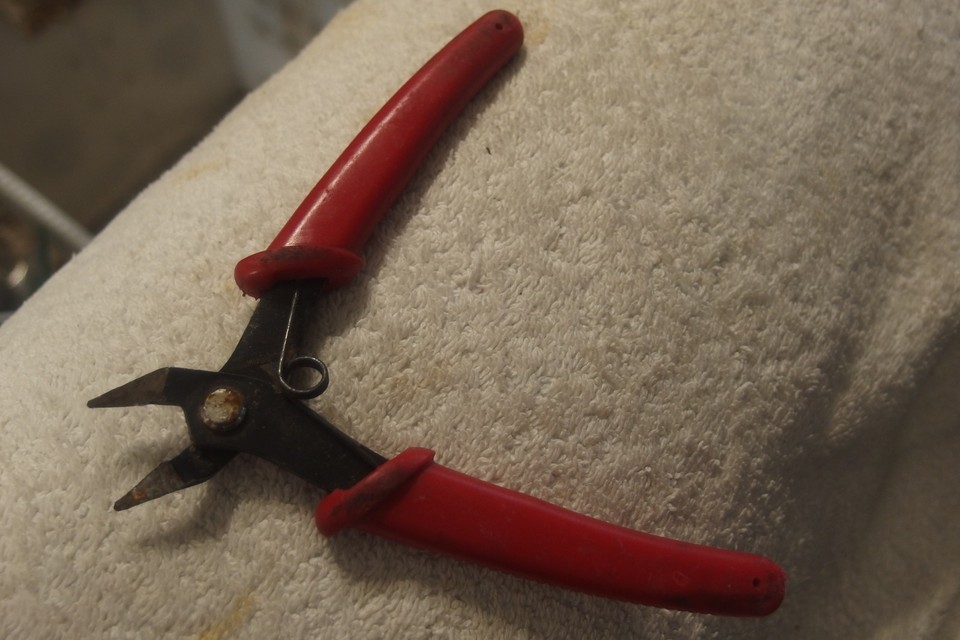 Toolshop Pliers tight space spring loaded Wire Cutting cutter Tool ...