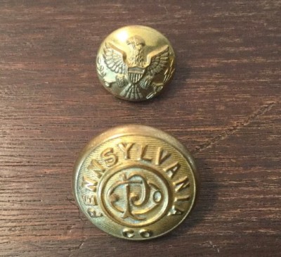 Buttons - Scovill Mfg Co