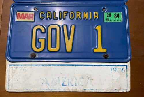 1976 California Governor License Plate Pair ~GOV 1~ w 1984 Registration ...