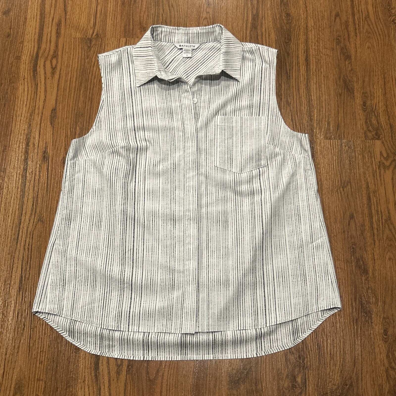 Athleta Everlasting Tank Womens Large Sleeveless Button Down Shirt ...