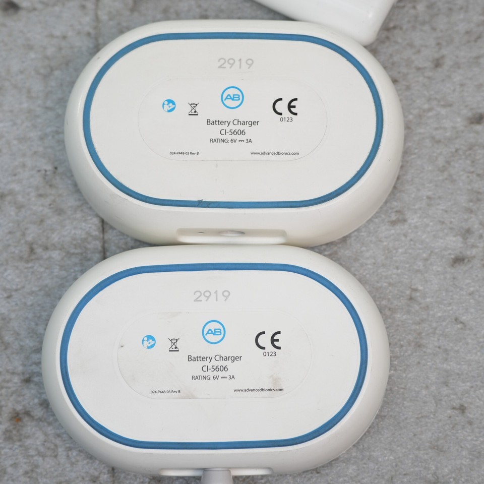 LOT ADVANCED BIONICS CI-5292 W/CI-5606 CHARGER + 7 CI-5550 BATTERY ...