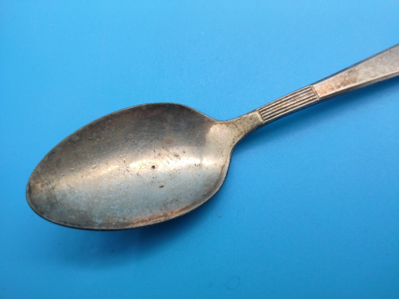 USED Holiday Inn ONEIDA Hotel Plate 6" Silver Spoon Dinnerware Flatware ...